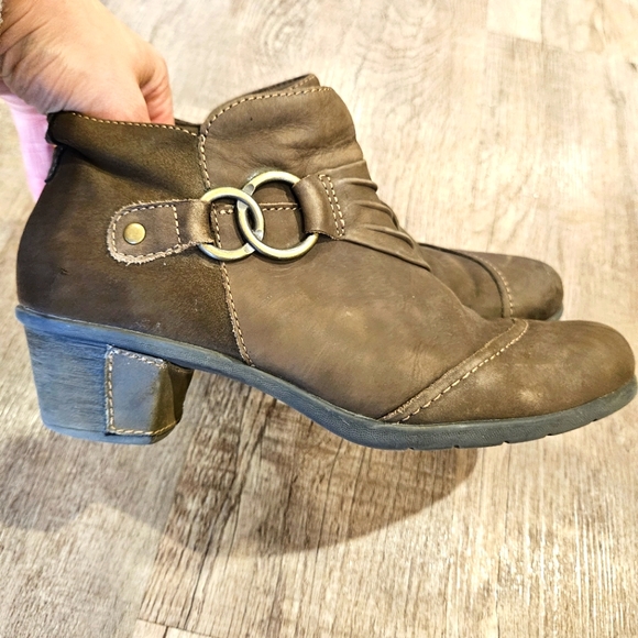 Earth Origins | Shoes | Earth Origins Ankle Boots Womens Size | Poshmark